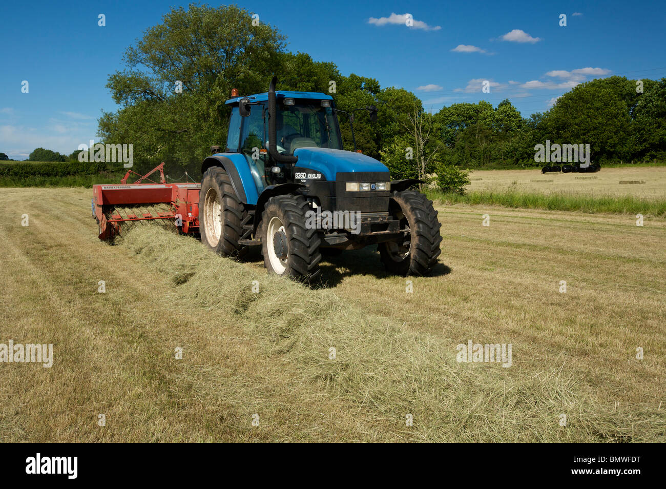 Massey ferguson 224 baler hi-res stock photography and images - Alamy