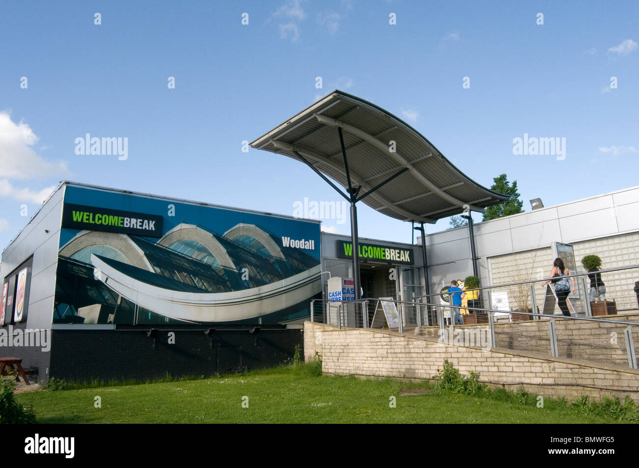 Roadside motorway service station High Resolution Stock Photography and ...