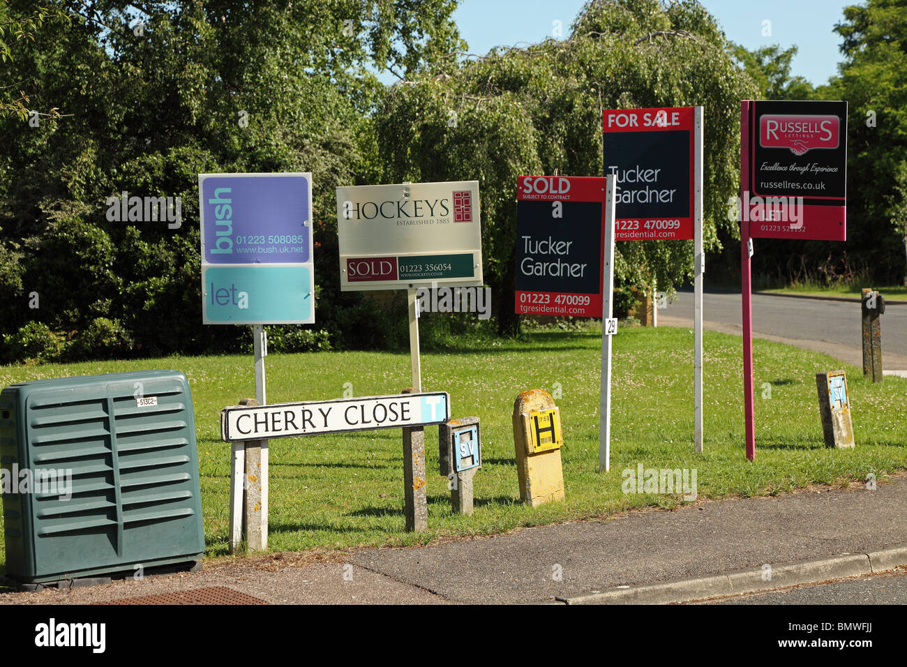 To let boards hi-res stock photography and images - Alamy