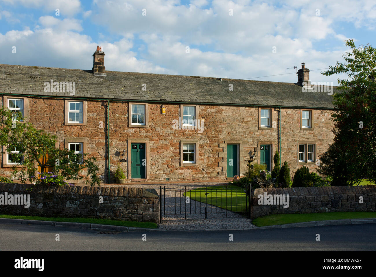 Sandstone houses hi-res stock photography and images - Alamy