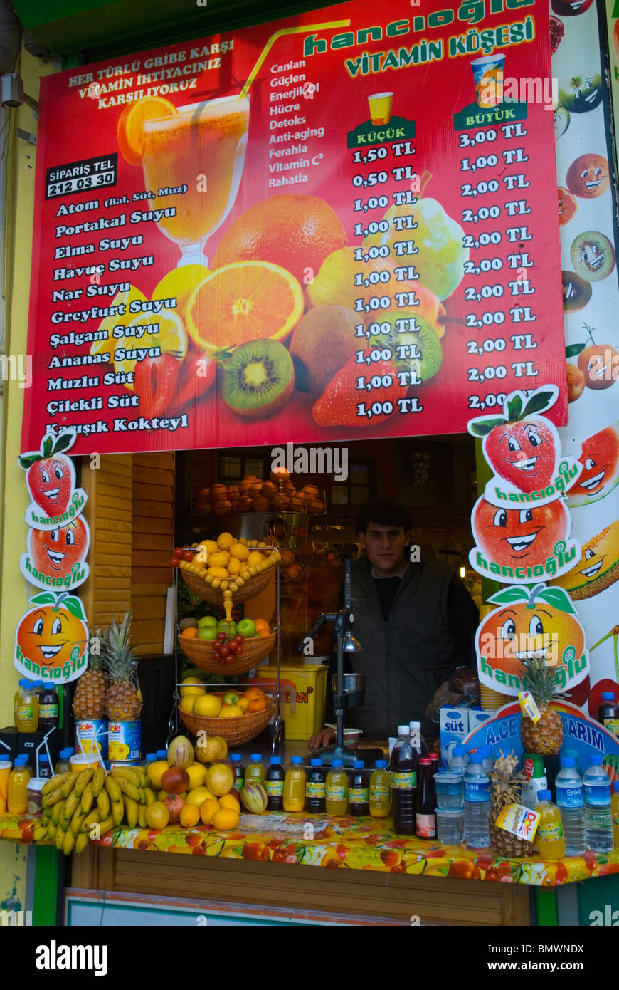 Fruit juice seller hi-res stock photography and images - Alamy