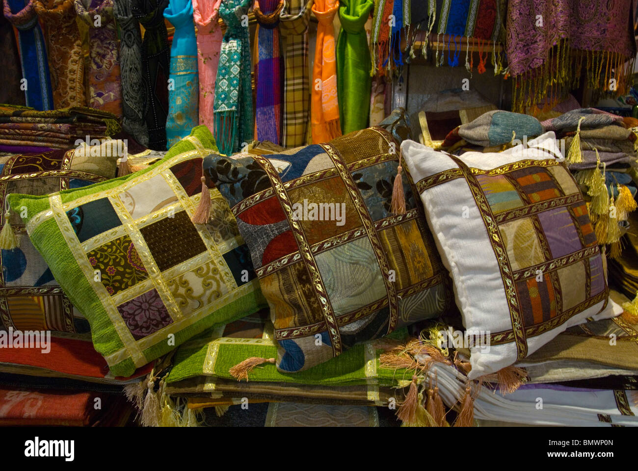 Market stall textiles cushions hi-res stock photography and images - Alamy