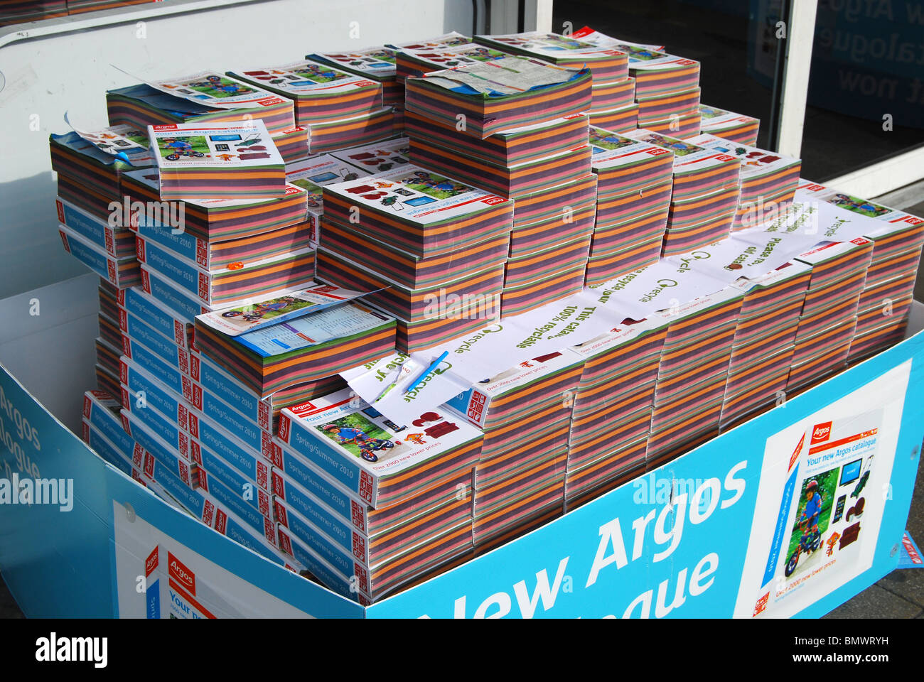 Argos Extra Store shop sign logo signage Brand Stock Photo - Alamy