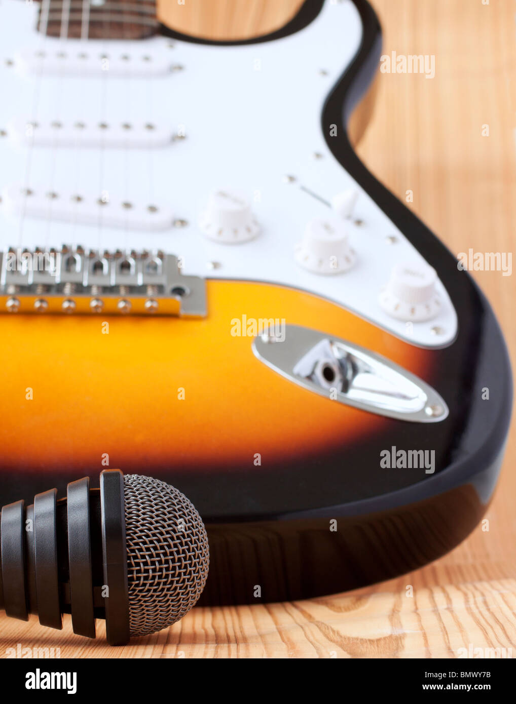 Microphone and guitar Stock Photo - Alamy