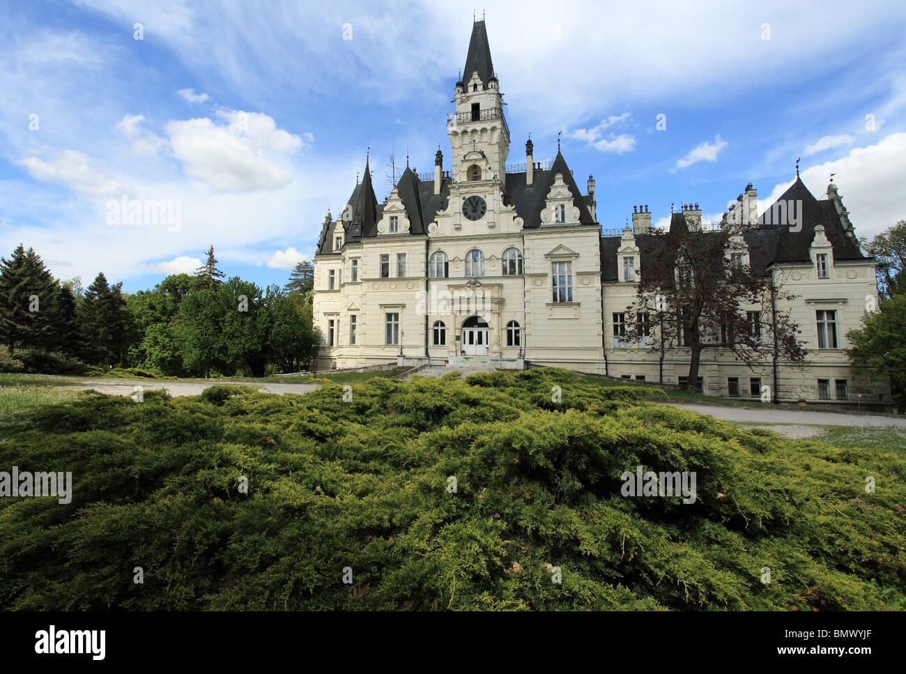 Budmerice castle hi-res stock photography and images - Alamy