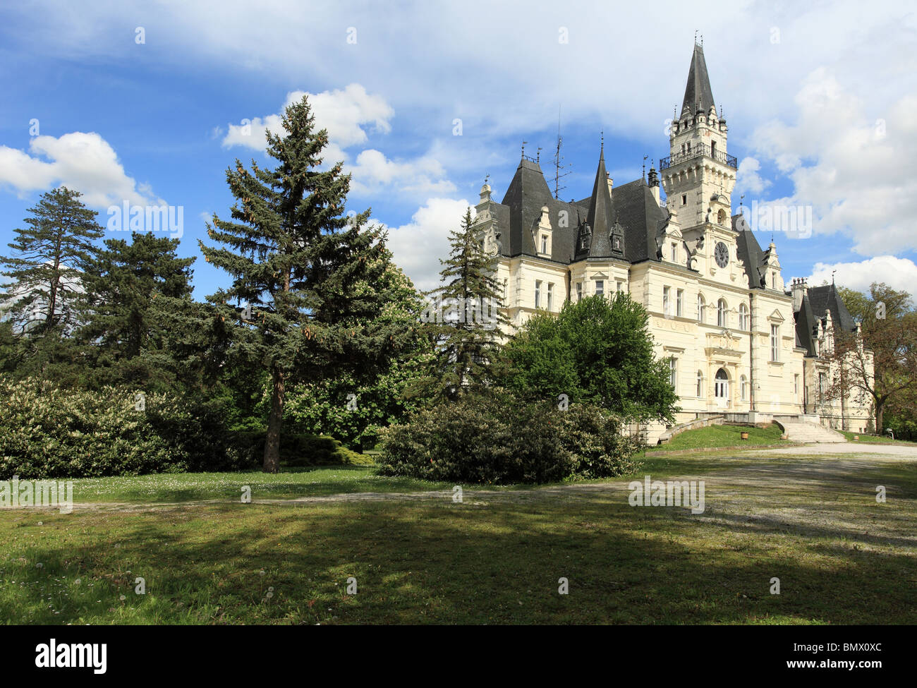 Budmerice castle hi-res stock photography and images - Alamy