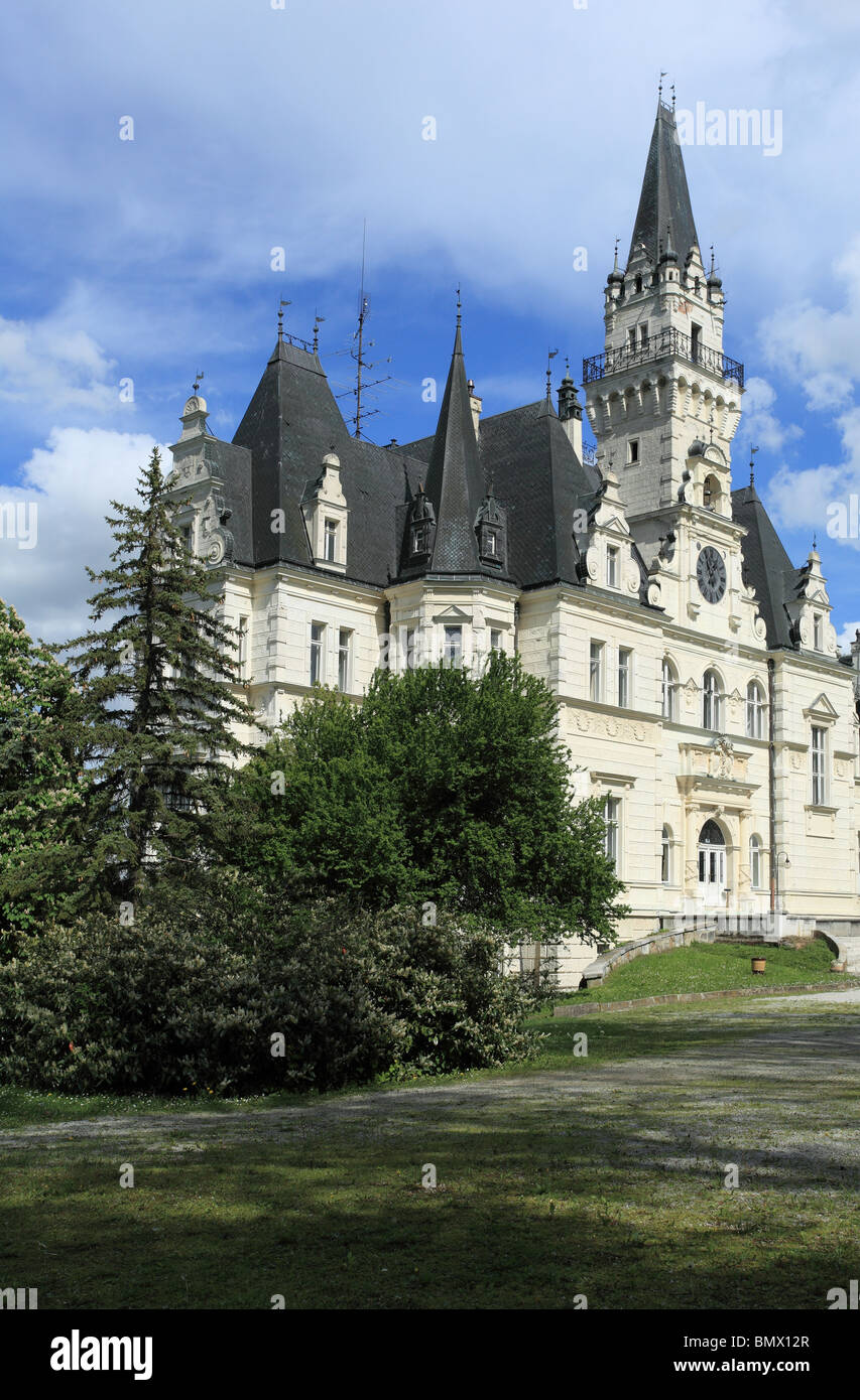 Budmerice castle hi-res stock photography and images - Alamy