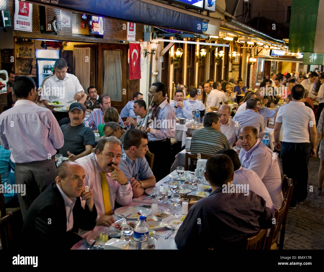 Woman turkey street hi-res stock photography and images - Alamy