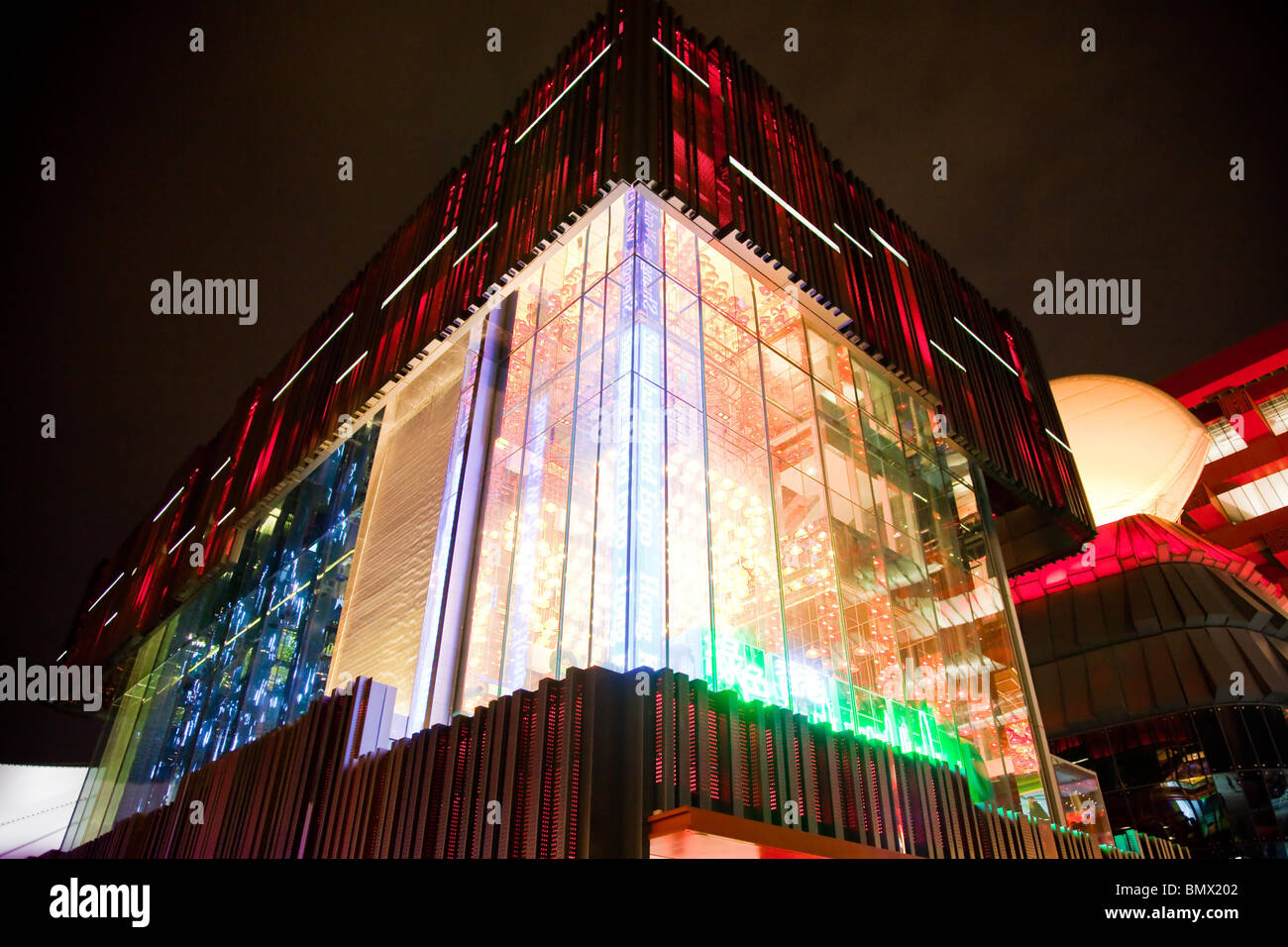 2010 Shanghai World Expo - Hong Kong Pavilion Stock Photo - Alamy