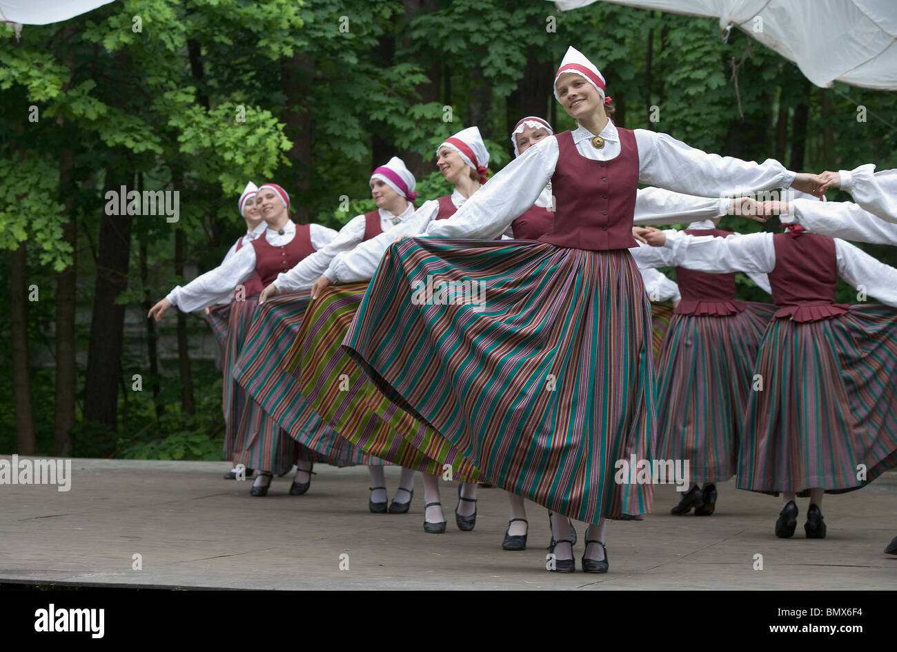 Latvia,Latvian folklore,Traditional costumes,dance,dancing,sing,singing ...