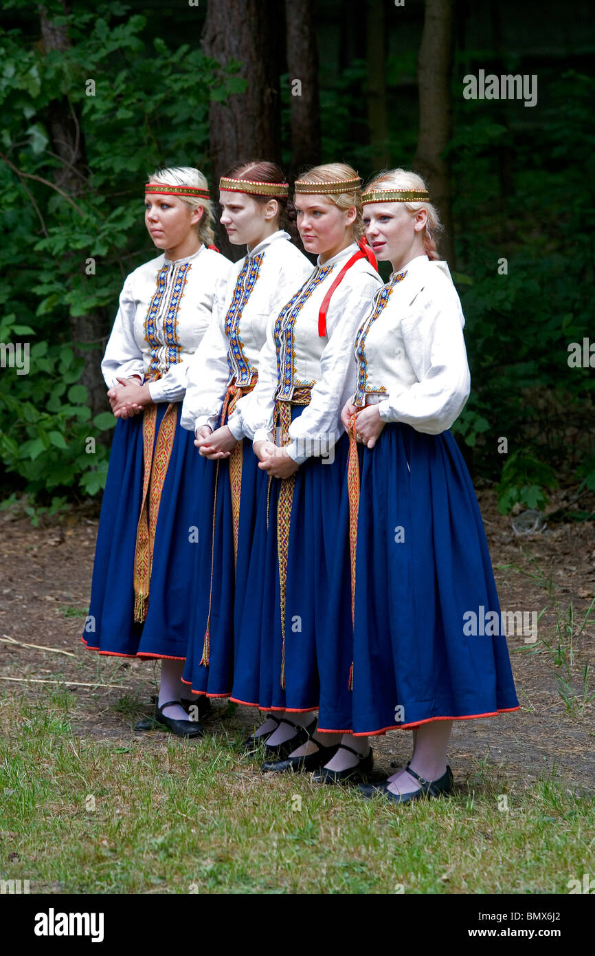 Latvia,Latvian folklore,Traditional costumes,dance,dancing,sing,singing ...
