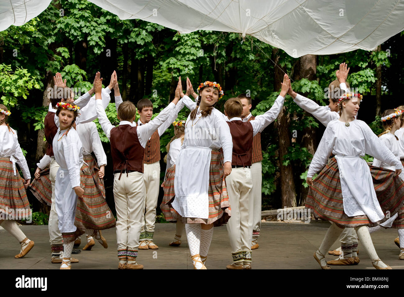 Latvia,Latvian folklore,Traditional costumes,dance,dancing,sing,singing ...