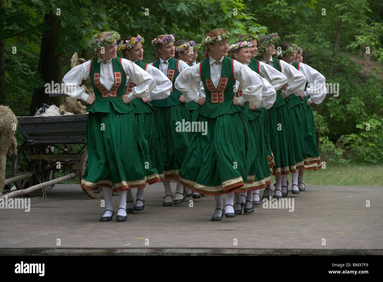 Latvia,Latvian folklore,Traditional costumes,sing,singing,dance,dancing ...