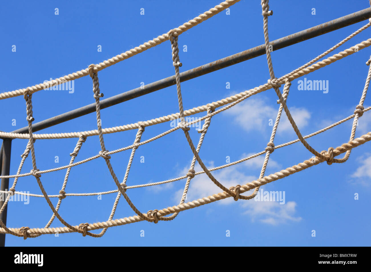 Assault course hi-res stock photography and images - Alamy