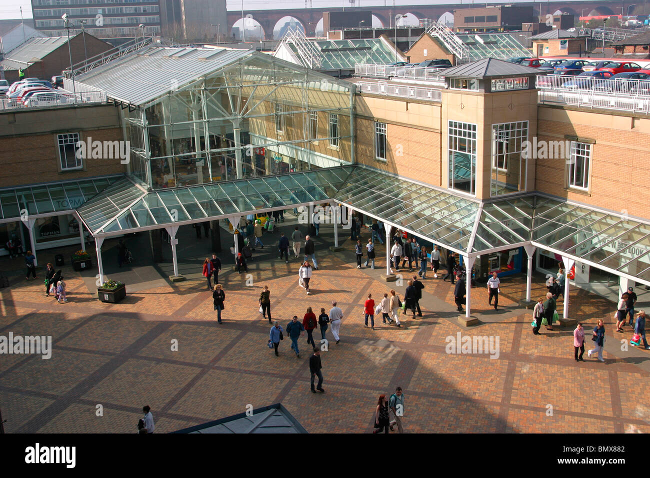 England, Cheshire, Stockport, Merseyway Shopping Precinct Stock Photo ...