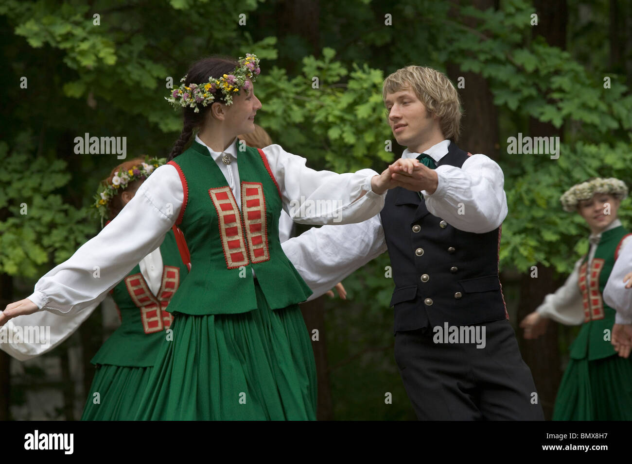 Latvia,Latvian folklore,Traditional costumes,sing,singing,dance,dancing ...