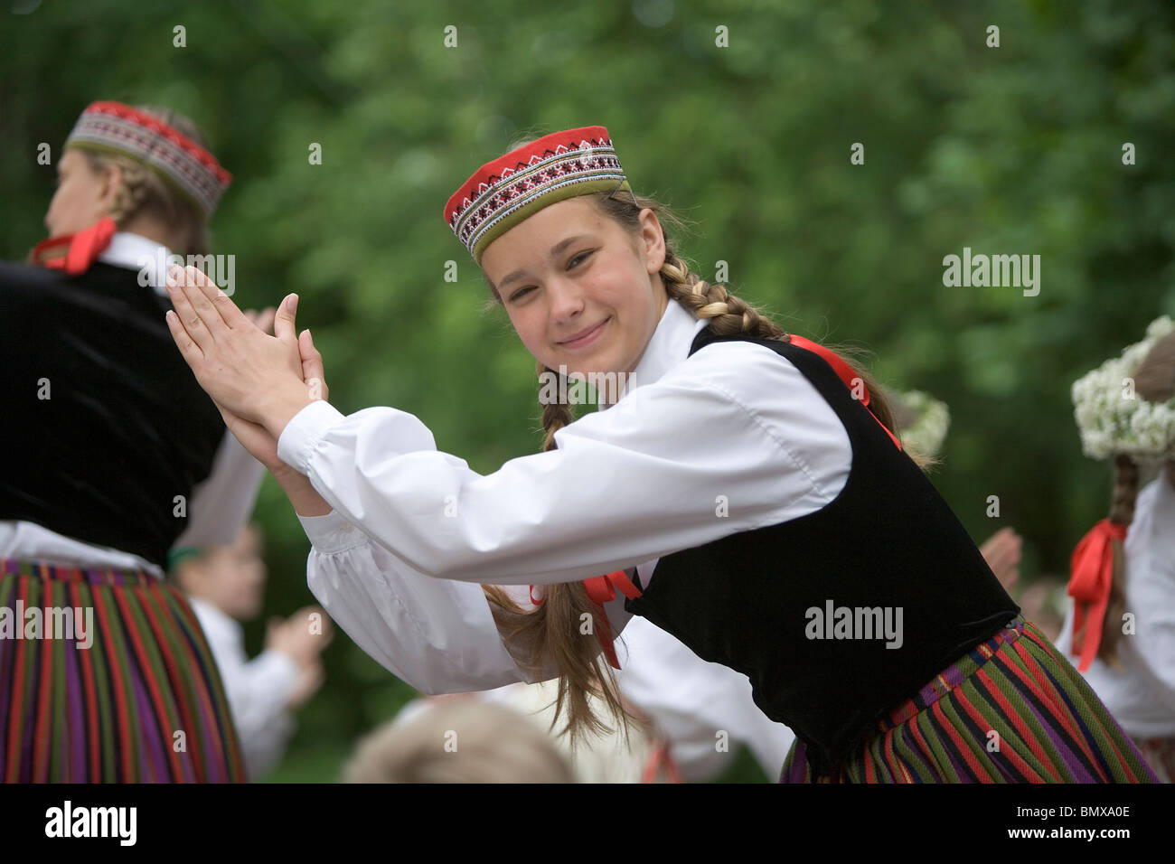 Latvia,Latvian folklore,Traditional costumes,sing,singing,dance,dancing ...