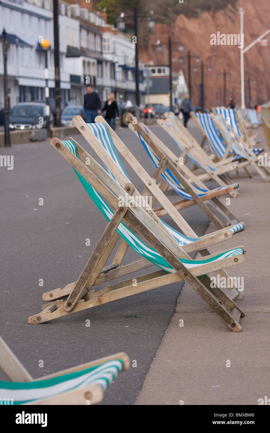 Deck chairs on the sea front at Sidmouth Stock Photo - Alamy