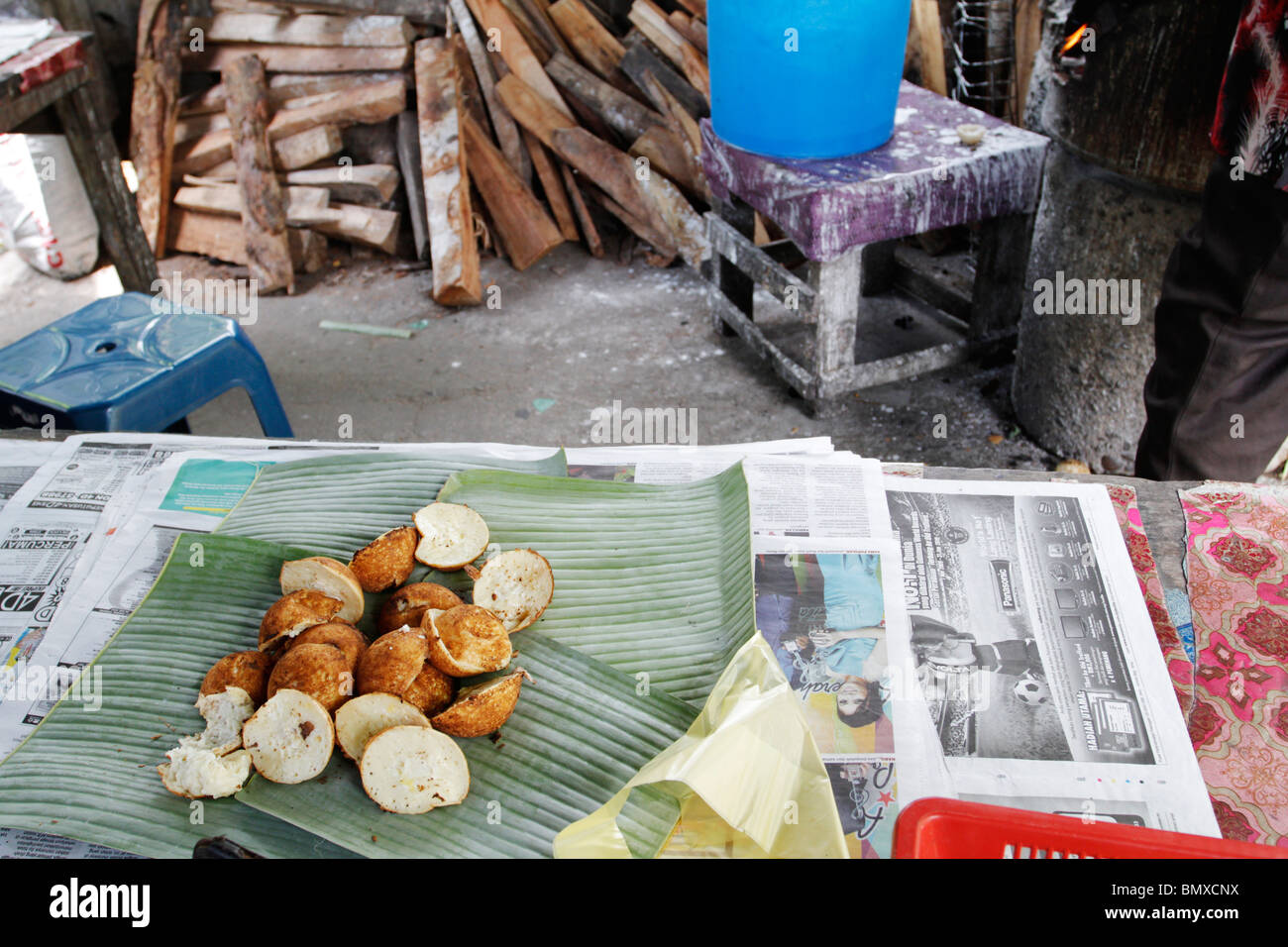 Banana leaves malaysia hi-res stock photography and images - Alamy