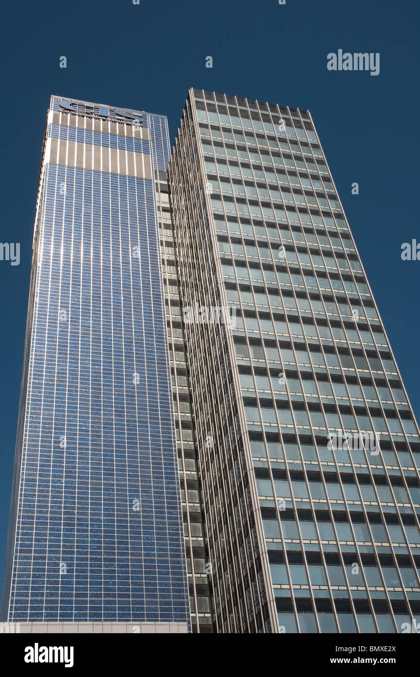 1960s tall buildings hi-res stock photography and images - Alamy
