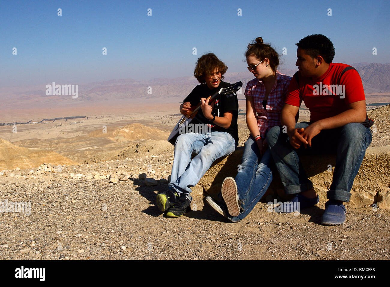Arab and Jewish Israeli youth gathered for the interfaith Sulha Peace ...