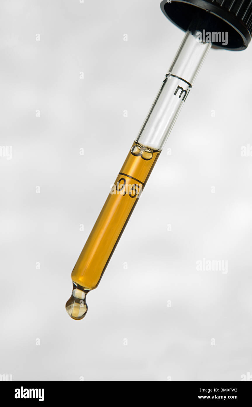 Liquid in pipette Stock Photo - Alamy