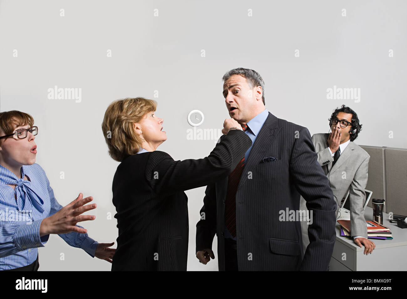 Small group of people arguing hi-res stock photography and images - Alamy