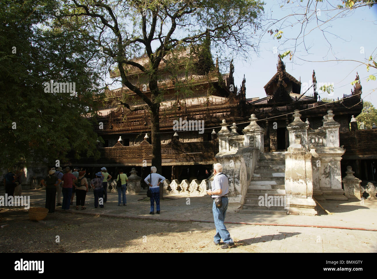 Burma myanmar golden triangle burmese hi-res stock photography and ...