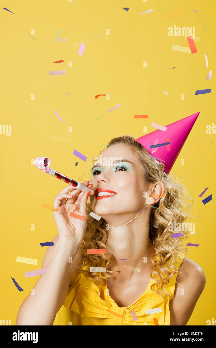 Confetti hi-res stock photography and images - Alamy