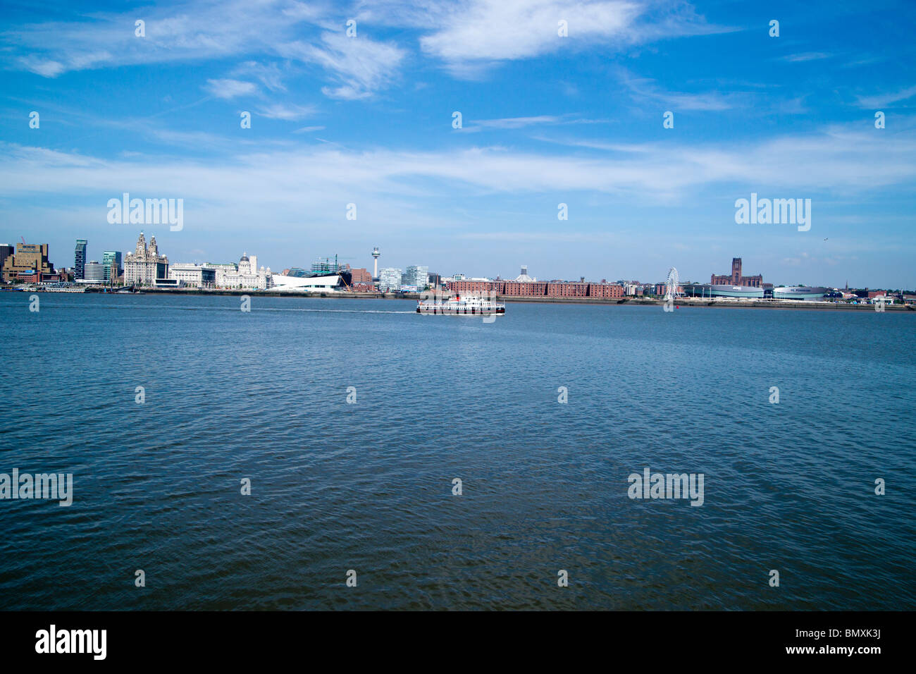 Birkenhead pier hi-res stock photography and images - Alamy