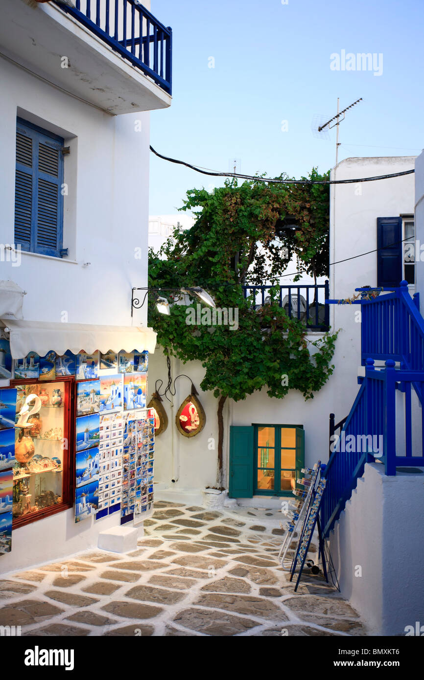 White town greece hi-res stock photography and images - Alamy