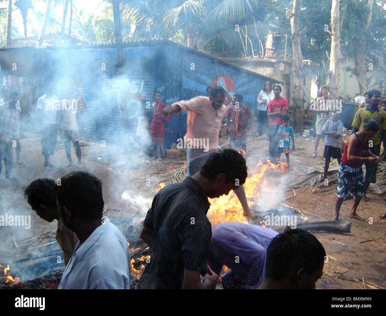 India fire festival hi-res stock photography and images - Alamy