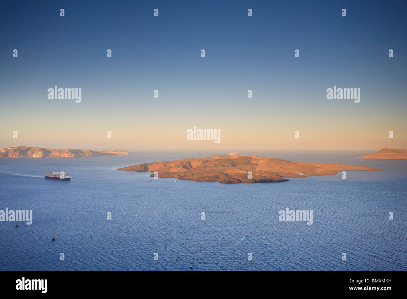 Santorini church locations hi-res stock photography and images - Alamy