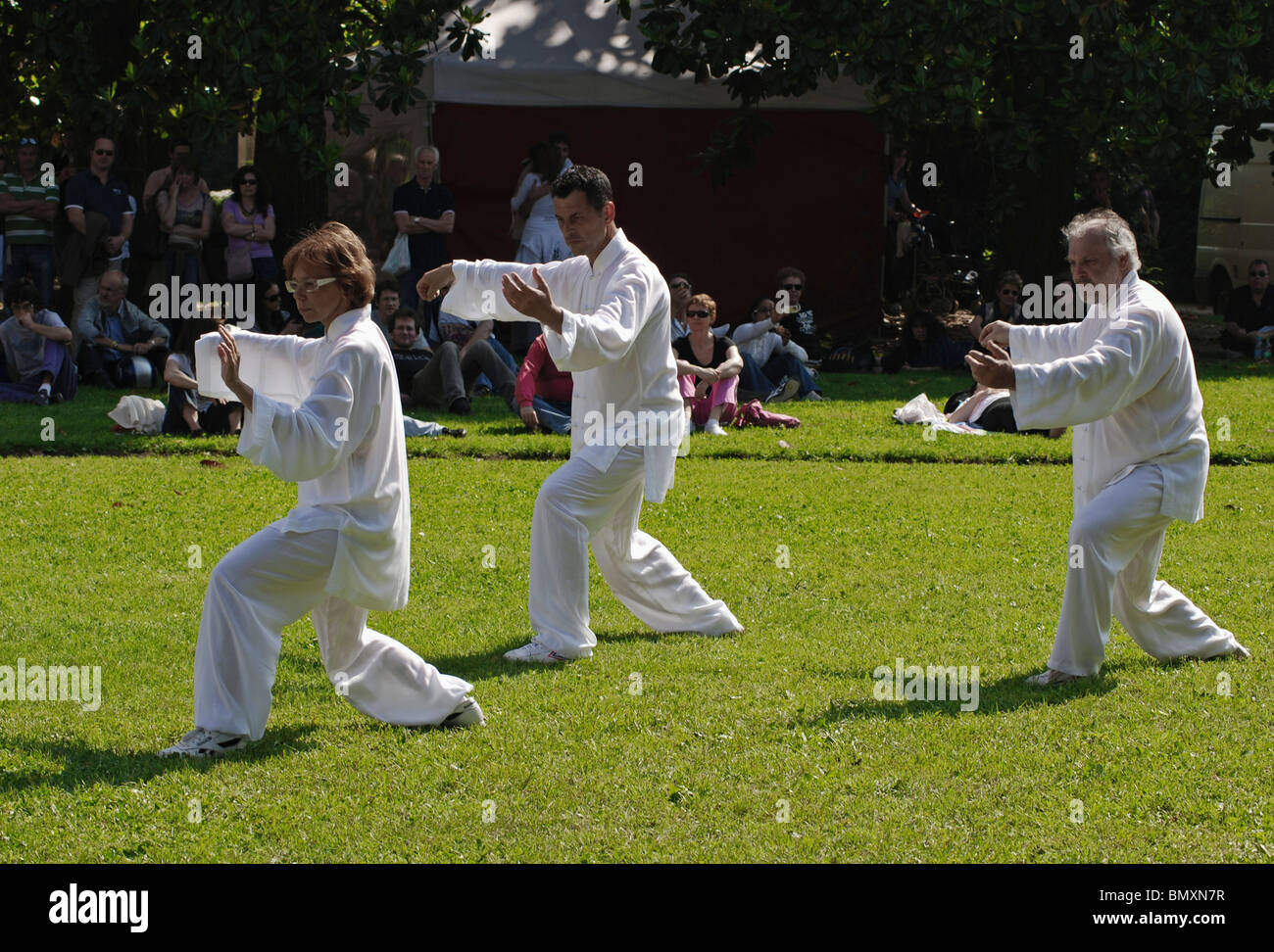 Tai chi forms hi-res stock photography and images - Alamy