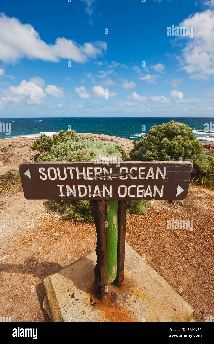 Southern ocean indian ocean sign hi-res stock photography and images ...