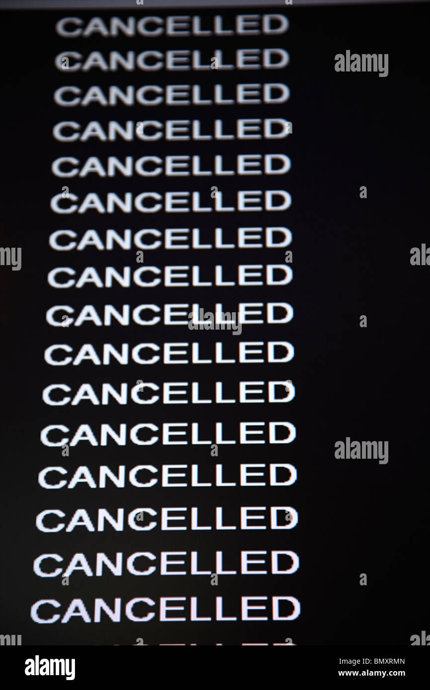 Departure board shows flight hi-res stock photography and images - Alamy