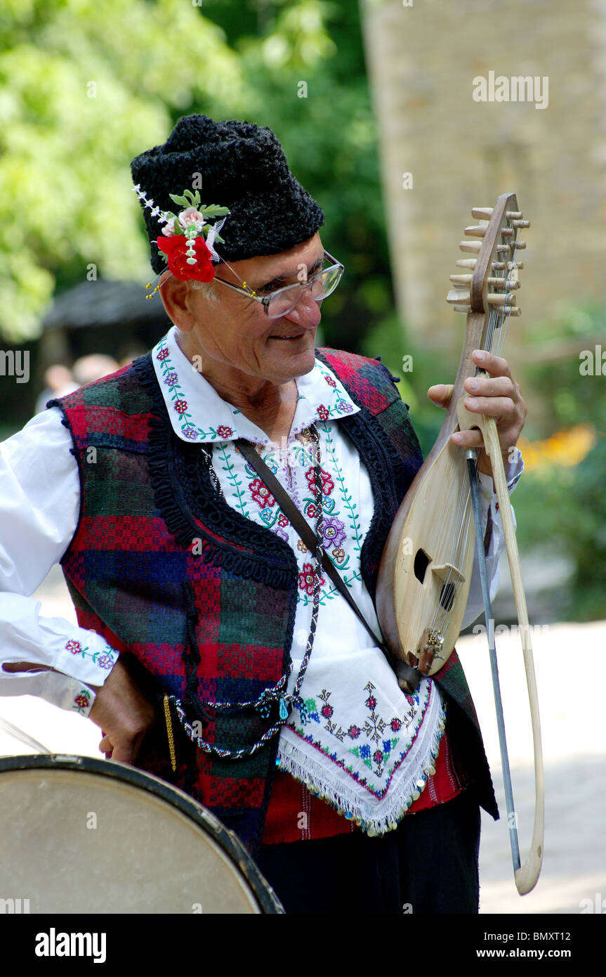 Adult male, ethnicity Kopanari keep ''gadulka'' Stock Photo - Alamy