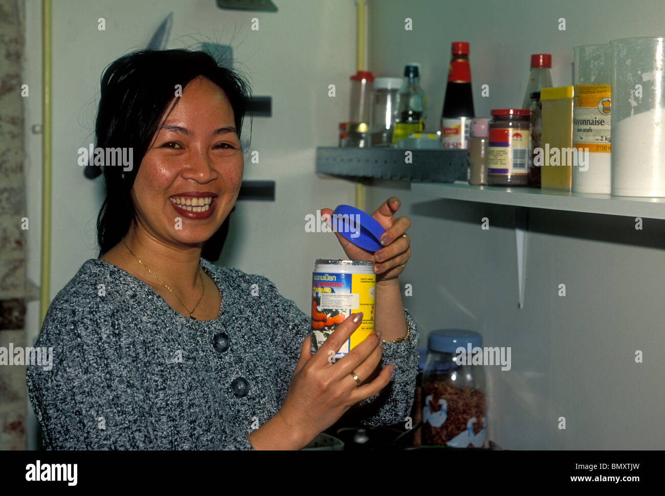 1, one, Vietnamese woman, adult woman, cook, cooking, chef, waitress ...