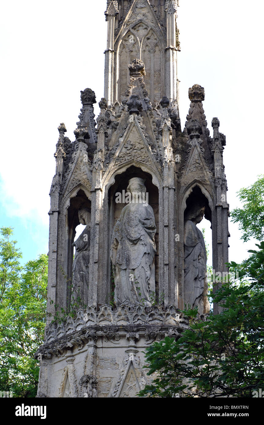 The Eleanor Cross, Hardingstone, Northamptonshire, England, UK Stock ...