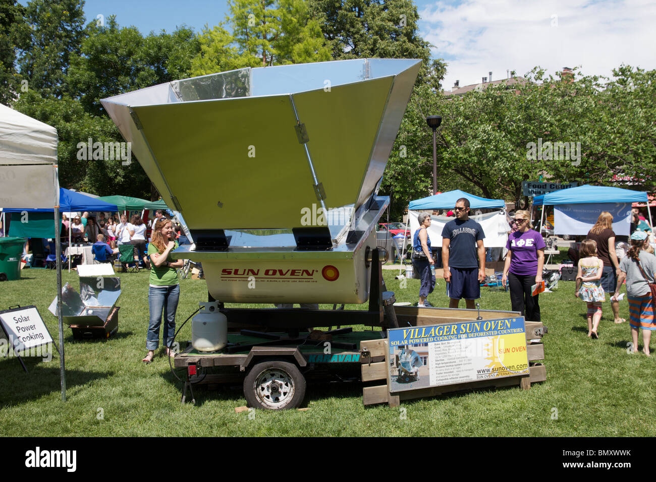 Solar oven hi-res stock photography and images - Alamy