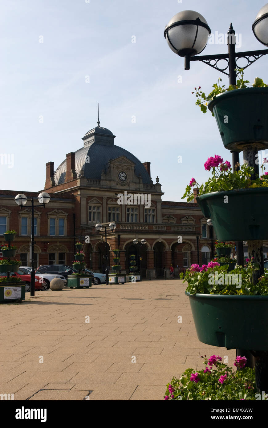 Norwich train station, Norwich, Norfolk, England Stock Photo - Alamy