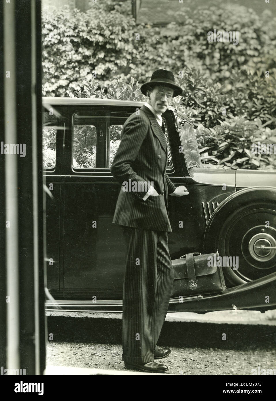 CAPTAIN BASIL HENRY LIDDELL HART (1895-1970) UK soldier and war ...