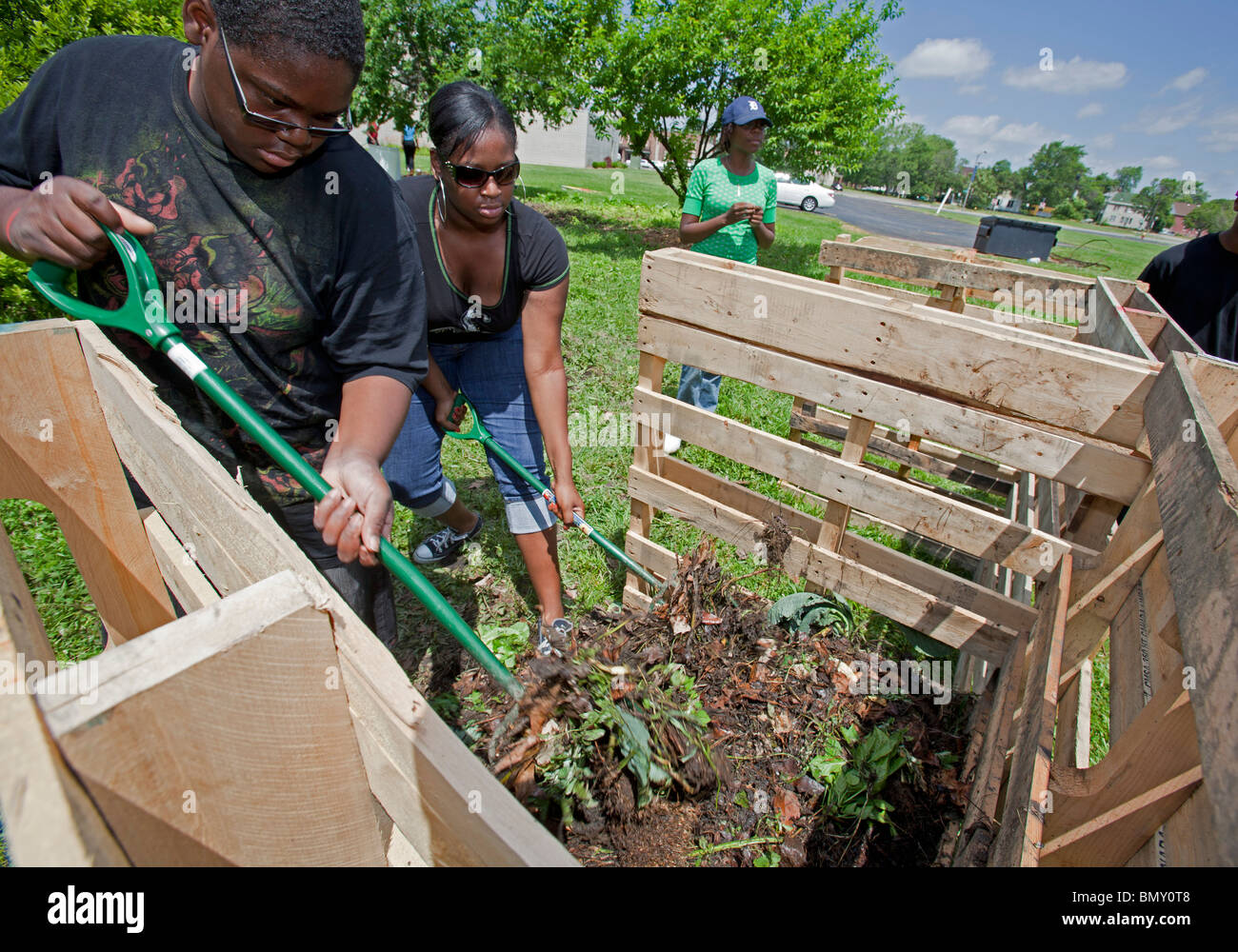 Turn compost bin hi-res stock photography and images - Alamy