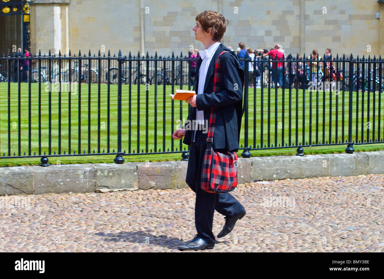 Oxford University student dressed in formal subfusc attire Stock Photo ...