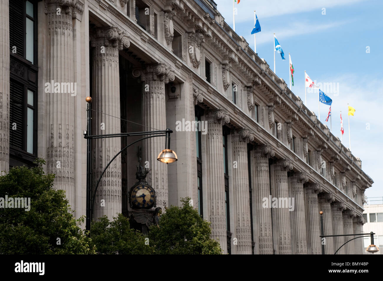 Selfridges hi-res stock photography and images - Alamy