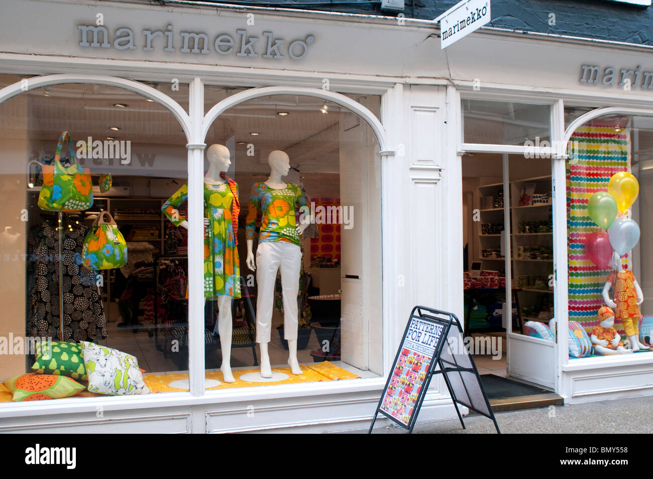 Central london w1 hi-res stock photography and images - Alamy