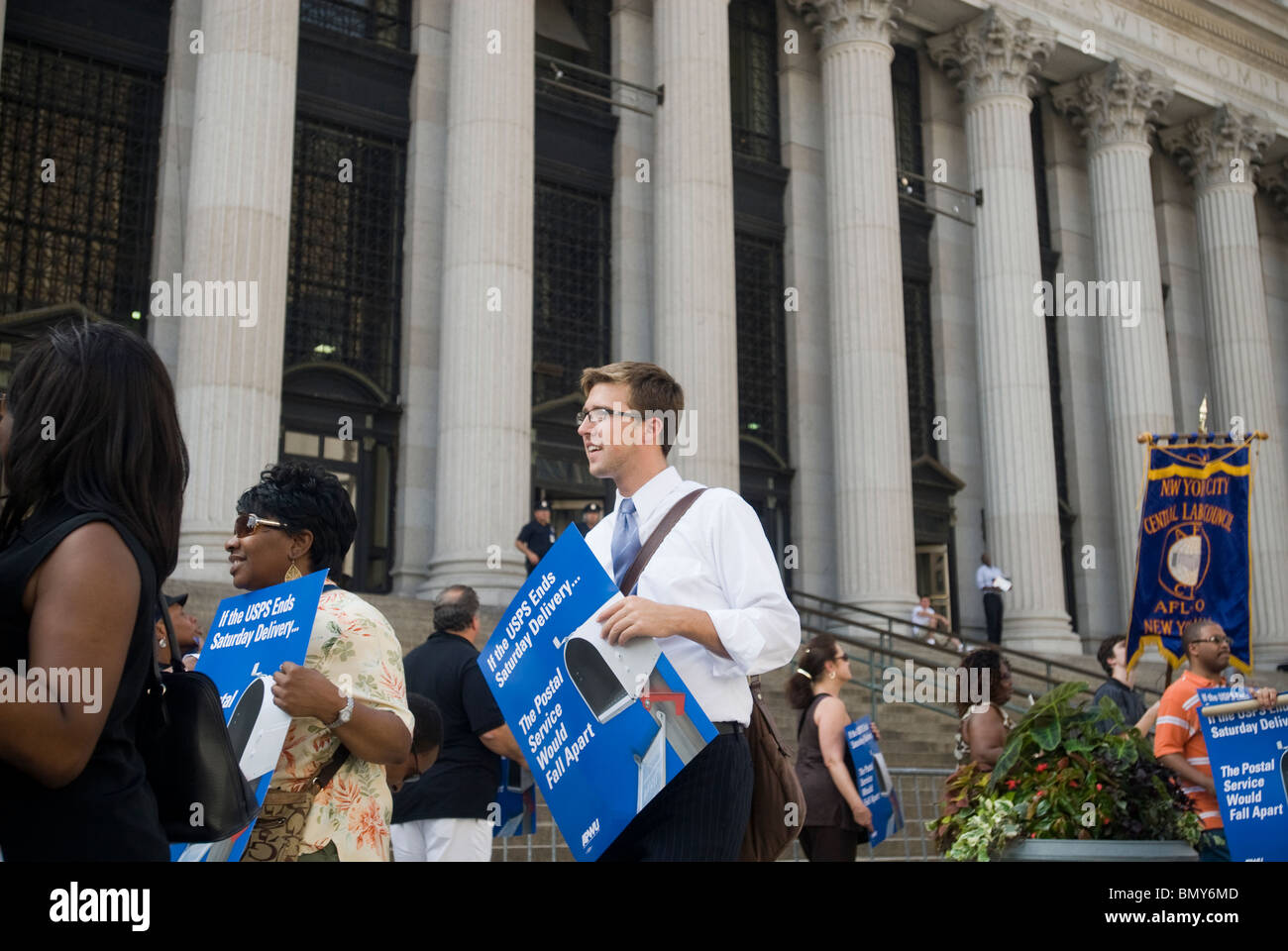 American postal workers union hi-res stock photography and images - Alamy