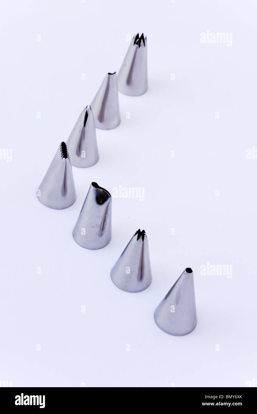 Cake Decorating Icing Tips Stock Photo - Alamy