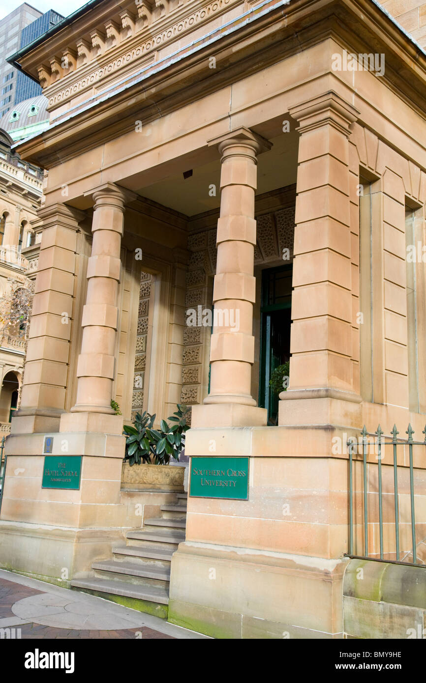 entrance to southern cross university in sydney Stock Photo - Alamy