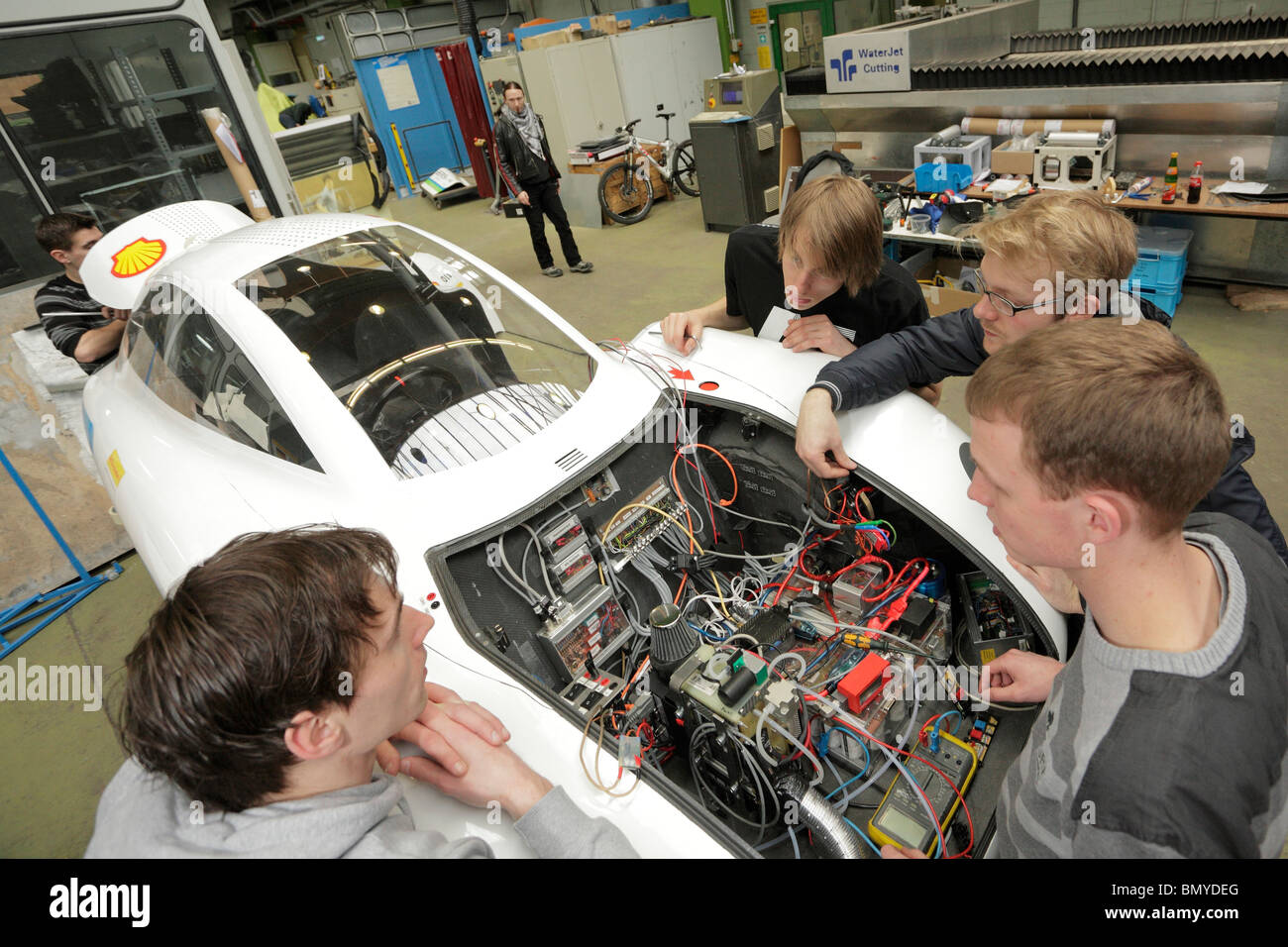 Hydrogen Powered Car High Resolution Stock Photography and Images - Alamy